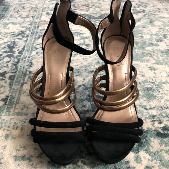 BCBG Paris | Shoes | Bcbg Paris Black Gold Glydax Sandals | Poshmark